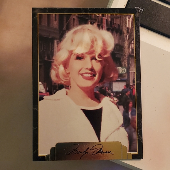 Other | Marilyn Monroe Card | Poshmark